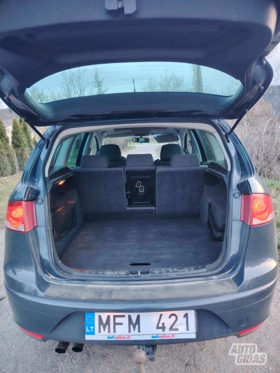 SEAT Altea XL 2009 Vilkaviškis, ar dzinēja tilpumu 2.00 L un nobraukumu 3200 tūkst. km par 2200 €, foto 7 vietnē AUTOMOTO.COM.LV