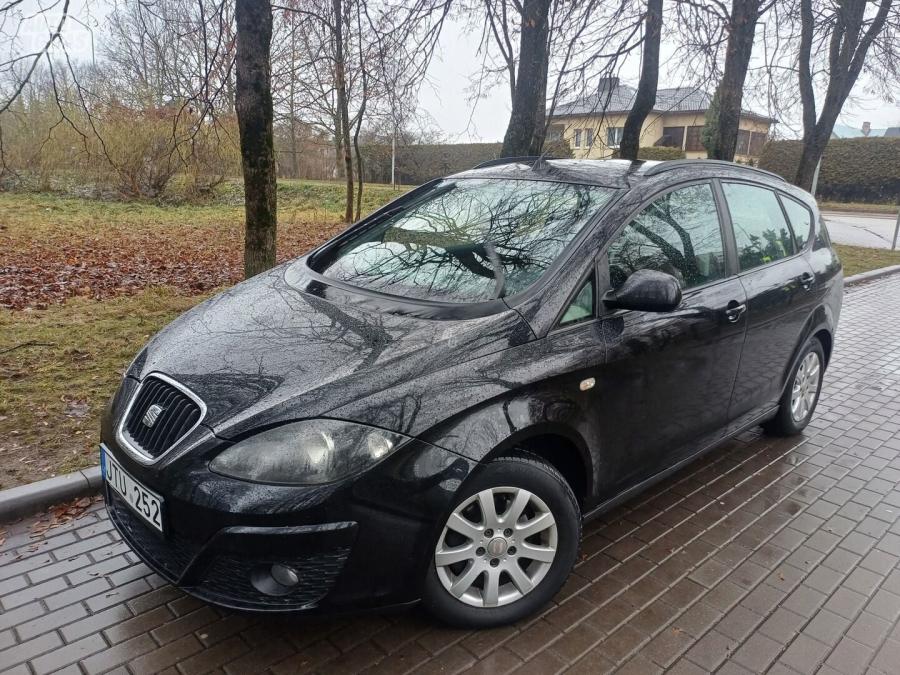 SEAT Altea XL 2010 Kauņa, ar dzinēja tilpumu 1.90 L un nobraukumu 326 tūkst. km par 2550 €, foto 5 vietnē AUTOMOTO.COM.LV
