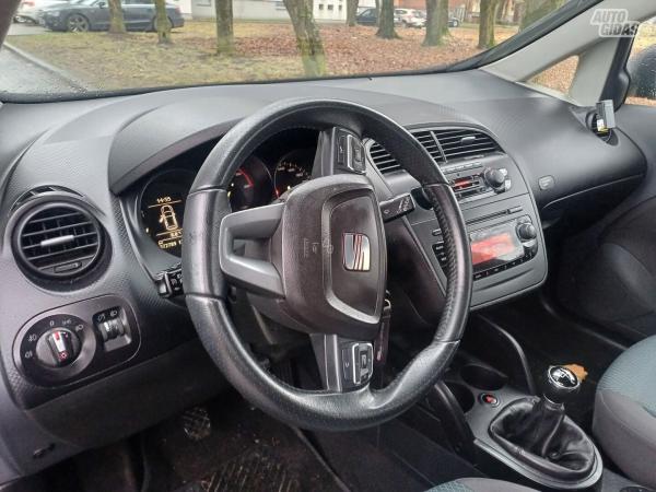 SEAT Altea XL 2010 Kauņa, ar dzinēja tilpumu 1.90 L un nobraukumu 333 tūkst. km par 2250 €, foto 2 vietnē AUTOMOTO.COM.LV