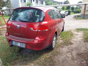Sarkans SEAT Altea XL 2008 Marijampole, ar dzinēja tilpumu 1.90 L un nobraukumu 238 tūkst. km par 1200 €, foto 4 vietnē AUTOMOTO.COM.LV