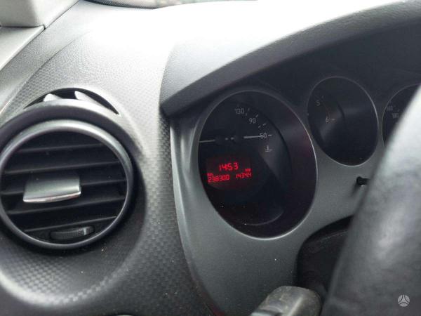 Sarkans SEAT Altea XL 2008 Marijampole, ar dzinēja tilpumu 1.90 L un nobraukumu 238 tūkst. km par 1200 €, foto 5 vietnē AUTOMOTO.COM.LV