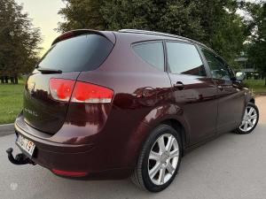 Красный Сеат Altea XL 2008 в Каунас, объемом двигателя 2.00 л и пробегом 368 тыс. км за 3000 €, фото 5 на AUTOMOTO.COM.LV