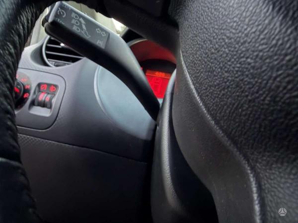 Сеат Altea XL 2008 в Каунас на AUTOMOTO.COM.LV Красный Сеат Altea XL 2008 в Каунас, объемом двигателя 2.00 л и пробегом 368 тыс. км за 3000 €, фото 9 на AUTOMOTO.COM.LV
