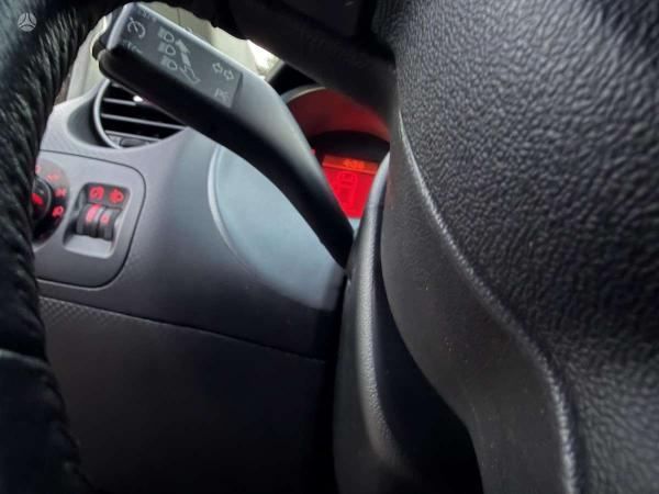 Sarkans SEAT Altea XL 2008 Kauņa, ar dzinēja tilpumu 2.00 L un nobraukumu 369 tūkst. km par 2390 €, foto 9 vietnē AUTOMOTO.COM.LV