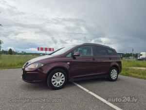 Красный Сеат Altea XL 2009 в Таллин, объемом двигателя 1.90 л и пробегом 250 тыс. км за 2450 €, фото  на AUTOMOTO.COM.LV