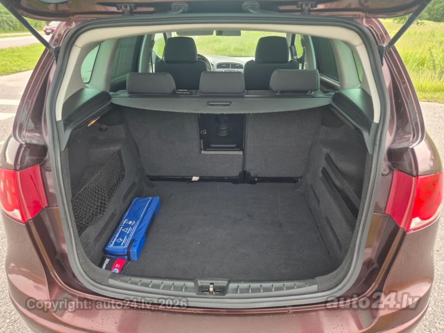 Красный Сеат Altea XL 2009 в Таллин, объемом двигателя 1.90 л и пробегом 250 тыс. км за 2450 €, фото 6 на AUTOMOTO.COM.LV