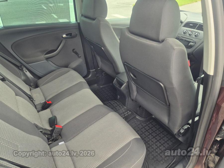 Красный Сеат Altea XL 2009 в Таллин, объемом двигателя 1.90 л и пробегом 250 тыс. км за 2450 €, фото 11 на AUTOMOTO.COM.LV