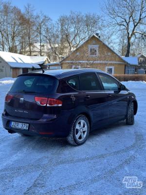 Red SEAT Altea XL 2007 in Anyksciai, with an engine capacity of 2.00 L and mileage of 379 thousand km for 1800 €, photo 10 on AUTOMOTO.COM.LV