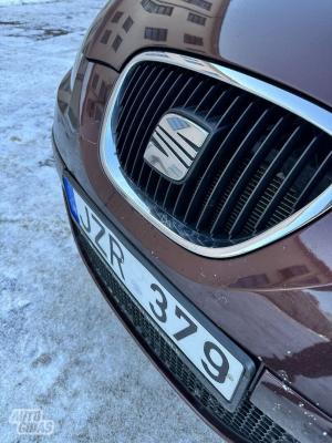 Red SEAT Altea XL 2007 in Anyksciai, with an engine capacity of 2.00 L and mileage of 379 thousand km for 1800 €, photo 18 on AUTOMOTO.COM.LV