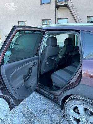 Red SEAT Altea XL 2007 in Anyksciai, with an engine capacity of 2.00 L and mileage of 379 thousand km for 1800 €, photo 28 on AUTOMOTO.COM.LV