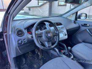 Red SEAT Altea XL 2007 in Anyksciai, with an engine capacity of 2.00 L and mileage of 379 thousand km for 1800 €, photo 32 on AUTOMOTO.COM.LV