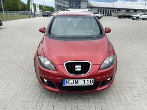 Красный Сеат Altea XL 2007 в Шяуляй, объемом двигателя 2.00 л и пробегом 335 тыс. км за 2100 €, фото 3 на AUTOMOTO.COM.LV