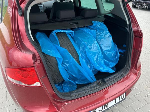 Красный Сеат Altea XL 2007 в Шяуляй, объемом двигателя 2.00 л и пробегом 335 тыс. км за 2100 €, фото 6 на AUTOMOTO.COM.LV