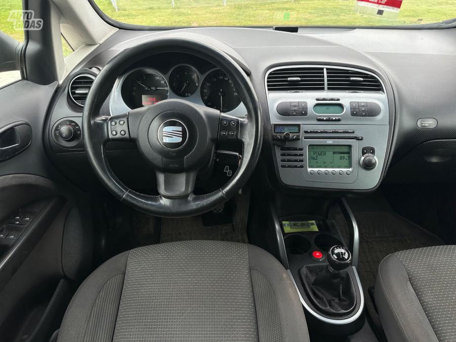 Красный Сеат Altea XL 2007 в Шяуляй, объемом двигателя 2.00 л и пробегом 335 тыс. км за 2100 €, фото 12 на AUTOMOTO.COM.LV
