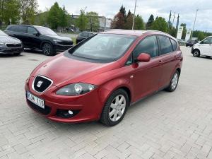 Красный Сеат Altea XL 2007 в Шяуляй, объемом двигателя 1.97 л и пробегом 335 тыс. км за 1950 €, фото  на AUTOMOTO.COM.LV