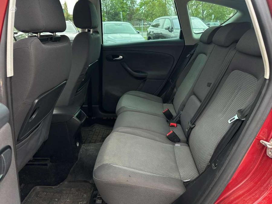 Красный Сеат Altea XL 2007 в Шяуляй, объемом двигателя 1.97 л и пробегом 335 тыс. км за 1950 €, фото 21 на AUTOMOTO.COM.LV