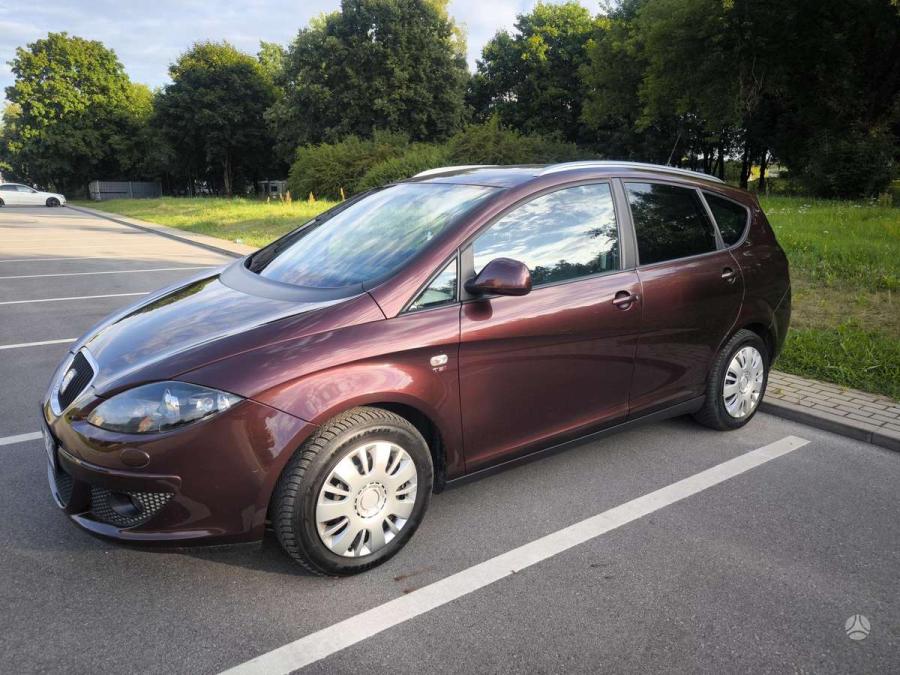 Sarkans SEAT Altea XL 2008 Kauņa, ar dzinēja tilpumu 1.80 L un nobraukumu 249 tūkst. km par 2850 €, foto 3 vietnē AUTOMOTO.COM.LV