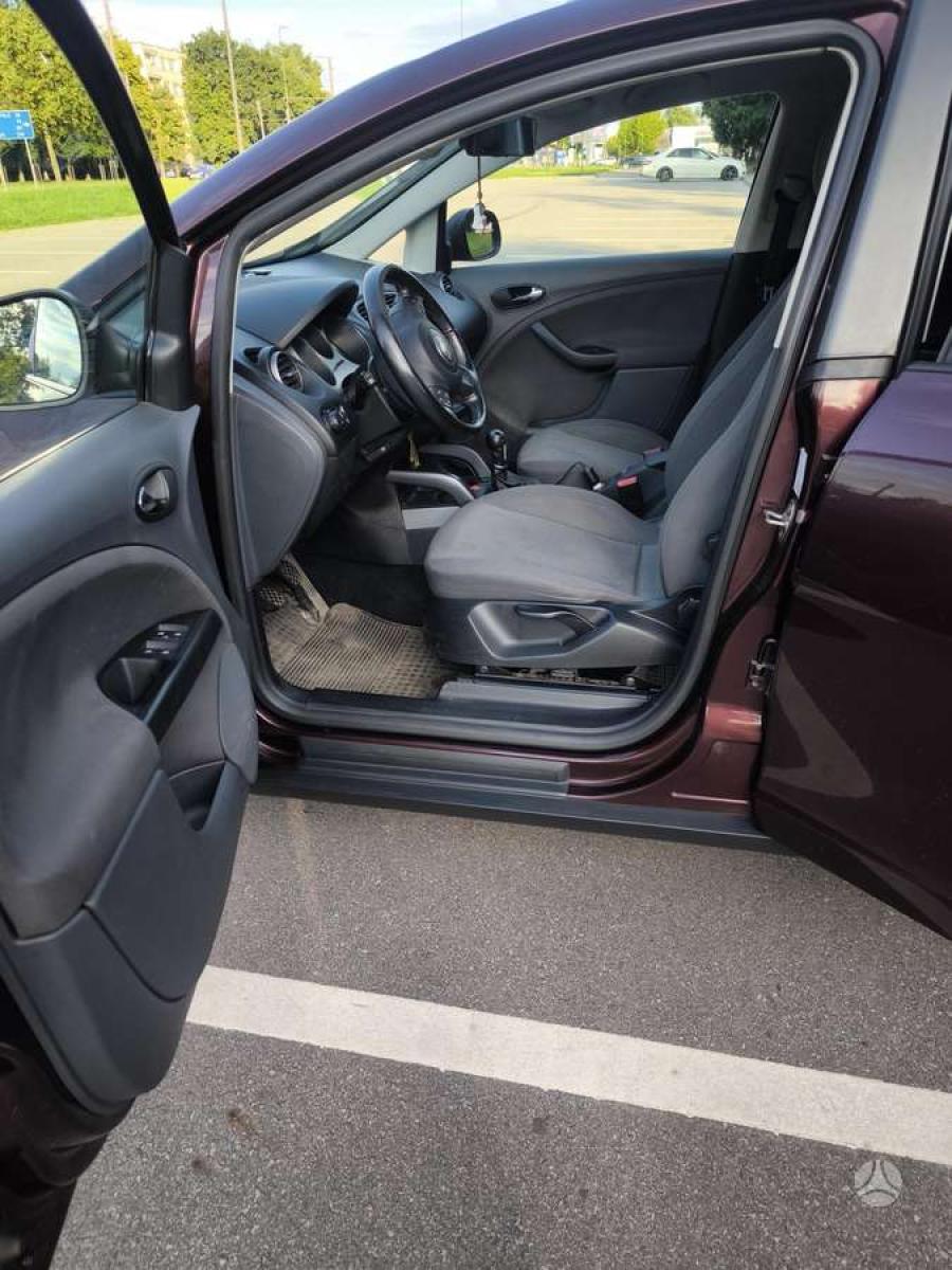 Sarkans SEAT Altea XL 2008 Kauņa, ar dzinēja tilpumu 1.80 L un nobraukumu 249 tūkst. km par 2850 €, foto 7 vietnē AUTOMOTO.COM.LV