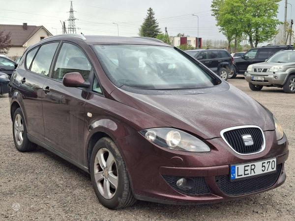 Sarkans SEAT Altea XL 2008 Šilutė, ar dzinēja tilpumu 1.90 L un nobraukumu 280 tūkst. km par 1000 €, foto 3 vietnē AUTOMOTO.COM.LV