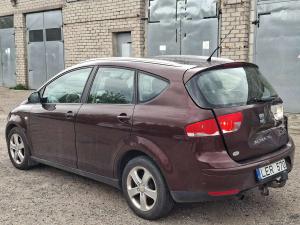 Sarkans SEAT Altea XL 2008 Šilutė, ar dzinēja tilpumu 1.90 L un nobraukumu 280 tūkst. km par 1000 €, foto 5 vietnē AUTOMOTO.COM.LV
