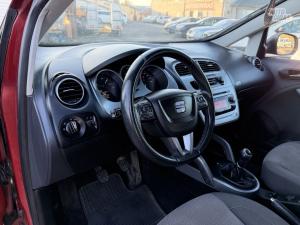Sarkans SEAT Altea XL 2010 Kelmė, ar dzinēja tilpumu 1.90 L un nobraukumu 326 tūkst. km par 1890 €, foto 11 vietnē AUTOMOTO.COM.LV