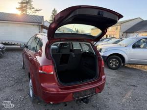 Sarkans SEAT Altea XL 2010 Kelmė, ar dzinēja tilpumu 1.90 L un nobraukumu 326 tūkst. km par 1890 €, foto 15 vietnē AUTOMOTO.COM.LV