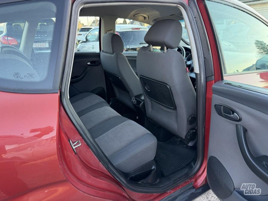 Sarkans SEAT Altea XL 2010 Kelmė, ar dzinēja tilpumu 1.90 L un nobraukumu 326 tūkst. km par 1890 €, foto 18 vietnē AUTOMOTO.COM.LV