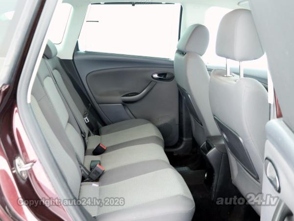 Sarkans SEAT Altea XL 2007 Tallina, ar dzinēja tilpumu 1.60 L un nobraukumu 189 tūkst. km par 1199 €, foto 7 vietnē AUTOMOTO.COM.LV