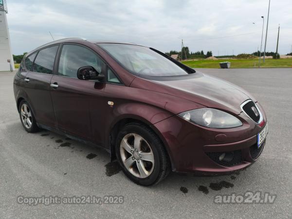 Sarkans SEAT Altea XL 2007 Tallina, ar dzinēja tilpumu 2.00 L un nobraukumu 328 tūkst. km par 2200 €, foto 2 vietnē AUTOMOTO.COM.LV