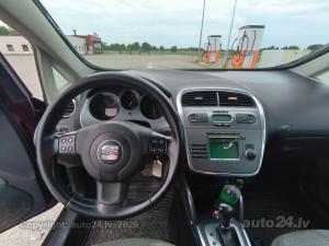 Sarkans SEAT Altea XL 2007 Tallina, ar dzinēja tilpumu 2.00 L un nobraukumu 328 tūkst. km par 2200 €, foto 11 vietnē AUTOMOTO.COM.LV