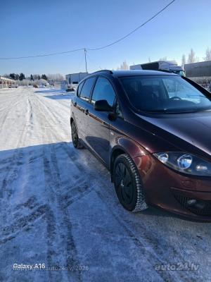 Red SEAT Altea XL 2008 in Parnu, with an engine capacity of 1.60 L and mileage of 278 thousand km for 1499 €, photo 3 on AUTOMOTO.COM.LV