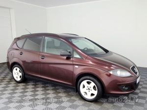 Красный Сеат Altea XL 2008 в Таллин, объемом двигателя 1.60 л и пробегом 282 тыс. км за 1599 €, фото  на AUTOMOTO.COM.LV