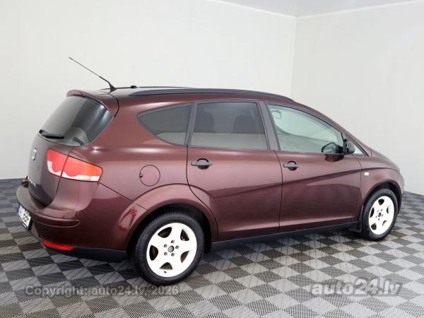 Красный Сеат Altea XL 2008 в Таллин, объемом двигателя 1.60 л и пробегом 282 тыс. км за 1599 €, фото 3 на AUTOMOTO.COM.LV