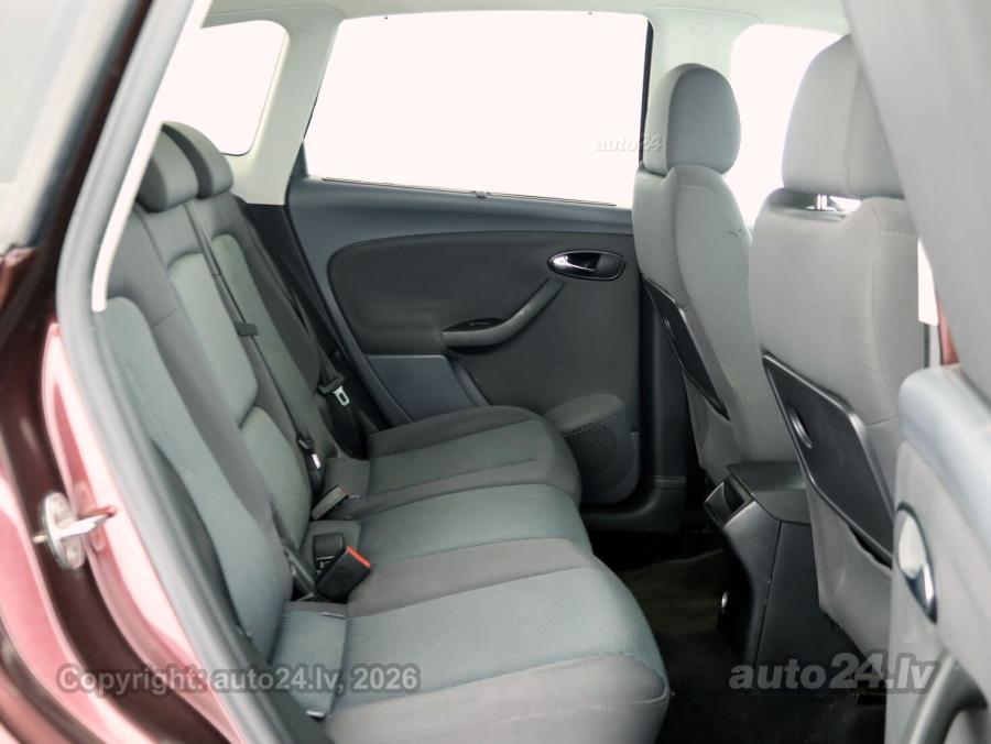 Красный Сеат Altea XL 2008 в Таллин, объемом двигателя 1.60 л и пробегом 282 тыс. км за 1599 €, фото 8 на AUTOMOTO.COM.LV
