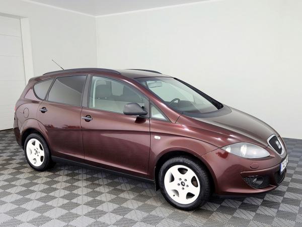 Sarkans SEAT Altea XL 2008 Tallina, ar dzinēja tilpumu 1.60 L un nobraukumu 282 tūkst. km par 1599 €, foto 8 vietnē AUTOMOTO.COM.LV