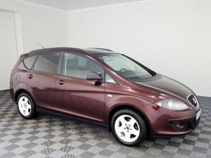 Red SEAT Altea XL 2008 in Tallinn, with an engine capacity of 1.60 L and mileage of 282 thousand km for 1599 €, photo 9 on AUTOMOTO.COM.LV