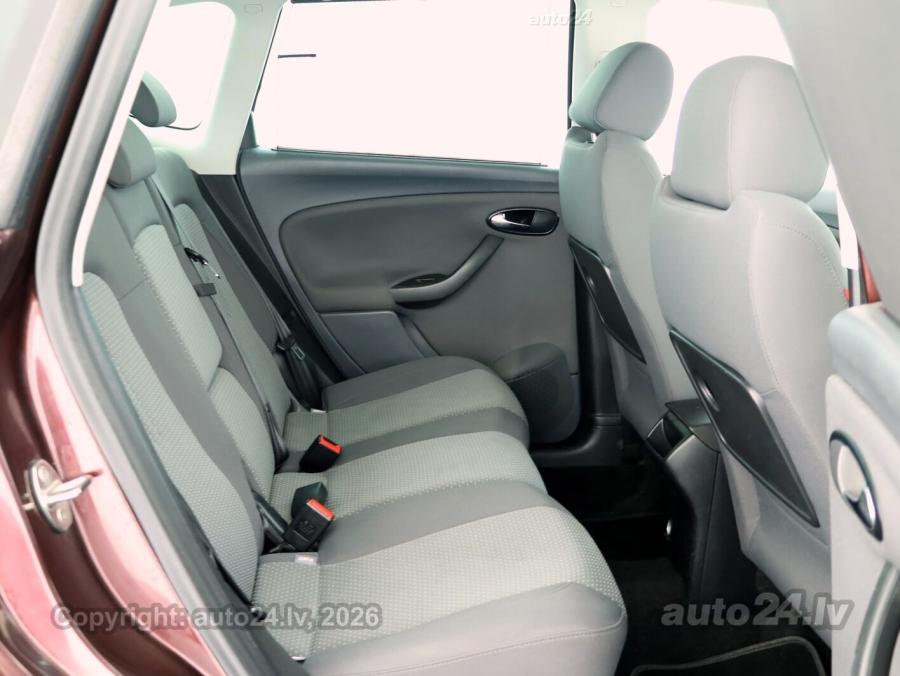 Красный Сеат Altea XL 2008 в Таллин, объемом двигателя 1.80 л и пробегом 286 тыс. км за 899 €, фото 8 на AUTOMOTO.COM.LV