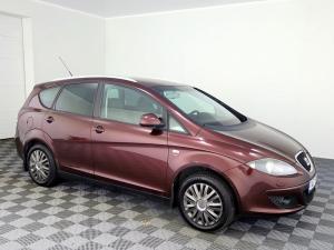 Red SEAT Altea XL 2008 in Tallinn, with an engine capacity of 1.80 L and mileage of 286 thousand km for 899 €, photo 12 on AUTOMOTO.COM.LV