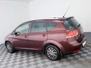 Red SEAT Altea XL 2008 in Tallinn, with an engine capacity of 1.80 L and mileage of 286 thousand km for 899 €, photo 15 on AUTOMOTO.COM.LV