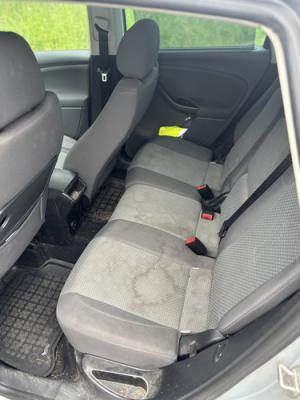 SEAT Altea XL 2007 in Tallinn, with an engine capacity of 0.00 L and mileage of 218 thousand km for 899 €, photo 9 on AUTOMOTO.COM.LV