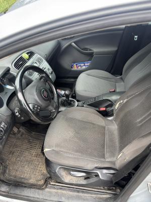 SEAT Altea XL 2007 in Tallinn, with an engine capacity of 0.00 L and mileage of 218 thousand km for 899 €, photo 17 on AUTOMOTO.COM.LV