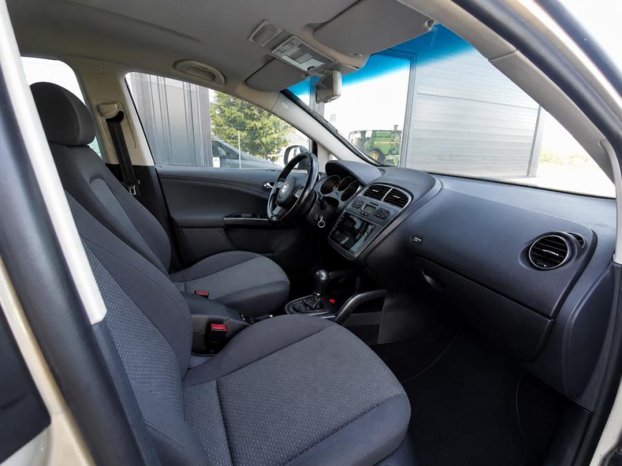 SEAT Altea XL 2007 in Tartu, with an engine capacity of 2.00 L and mileage of 347 thousand km for 1390 €, photo 13 on AUTOMOTO.COM.LV