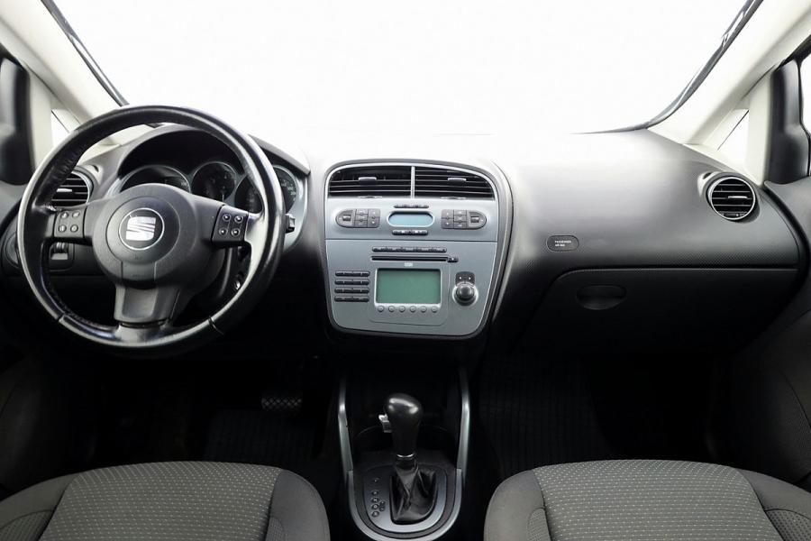 SEAT Altea XL 2007 in Tallinn, with an engine capacity of 2.00 L and mileage of 209 thousand km for 999 €, photo 13 on AUTOMOTO.COM.LV