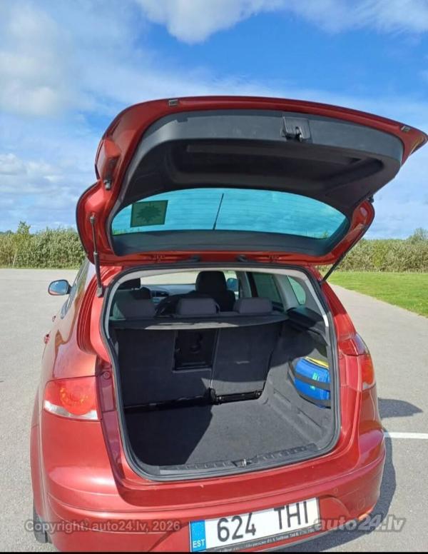 Сеат Altea XL 2008 в Таллин, объемом двигателя 2.00 л и пробегом 0 тыс. км за 2200 €, фото 5 на AUTOMOTO.COM.LV
