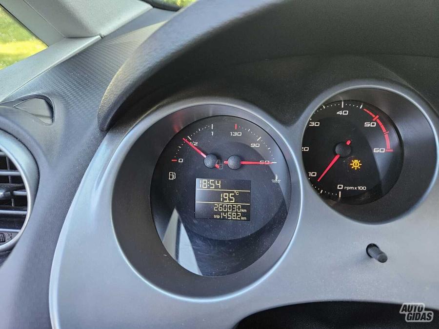 SEAT Altea XL 2012 Šauļi, ar dzinēja tilpumu 1.60 L un nobraukumu 260 tūkst. km par 3500 €, foto 5 vietnē AUTOMOTO.COM.LV