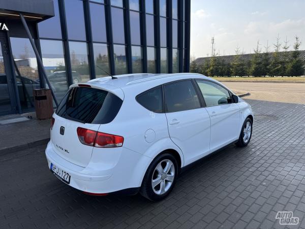 Balts SEAT Altea XL 2009 Kauņa, ar dzinēja tilpumu 1.90 L un nobraukumu 237 tūkst. km par 2650 €, foto 3 vietnē AUTOMOTO.COM.LV