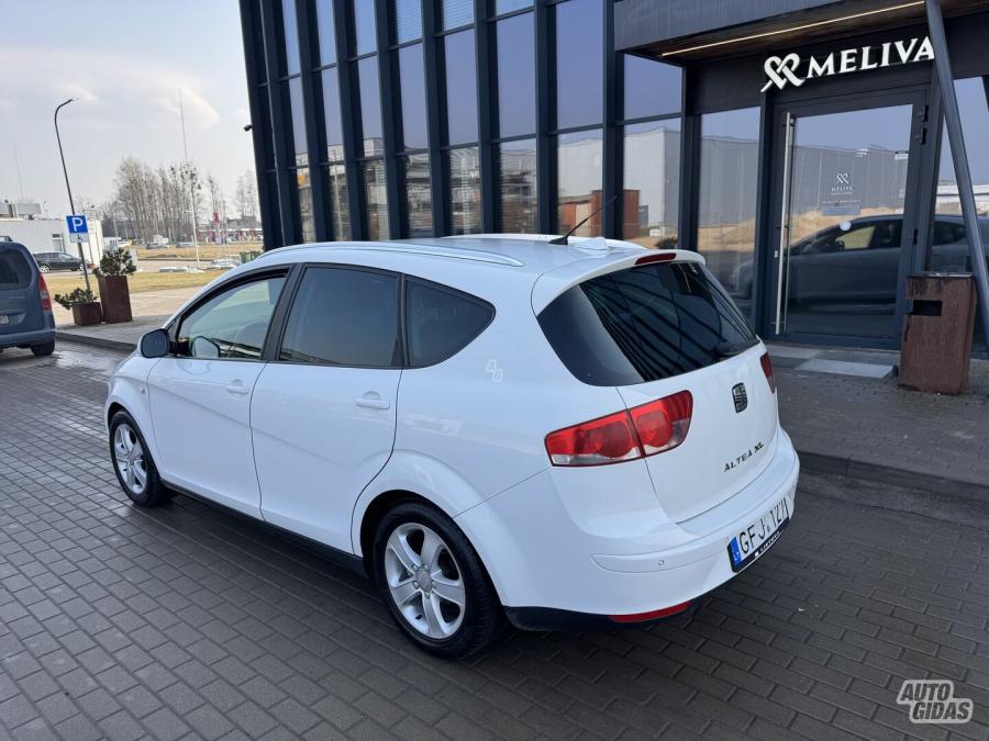 Balts SEAT Altea XL 2009 Kauņa, ar dzinēja tilpumu 1.90 L un nobraukumu 237 tūkst. km par 2650 €, foto 4 vietnē AUTOMOTO.COM.LV