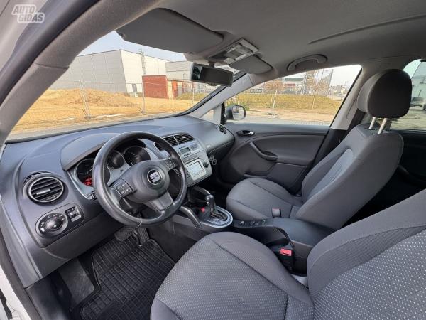 Balts SEAT Altea XL 2009 Kauņa, ar dzinēja tilpumu 1.90 L un nobraukumu 237 tūkst. km par 2650 €, foto 5 vietnē AUTOMOTO.COM.LV