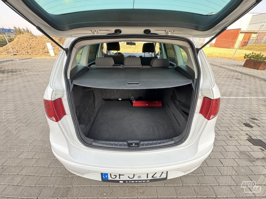 Balts SEAT Altea XL 2009 Kauņa, ar dzinēja tilpumu 1.90 L un nobraukumu 237 tūkst. km par 2650 €, foto 9 vietnē AUTOMOTO.COM.LV