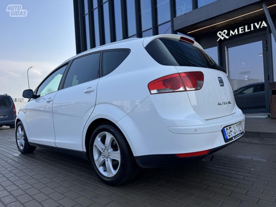 Balts SEAT Altea XL 2009 Kauņa, ar dzinēja tilpumu 1.90 L un nobraukumu 237 tūkst. km par 2650 €, foto 19 vietnē AUTOMOTO.COM.LV